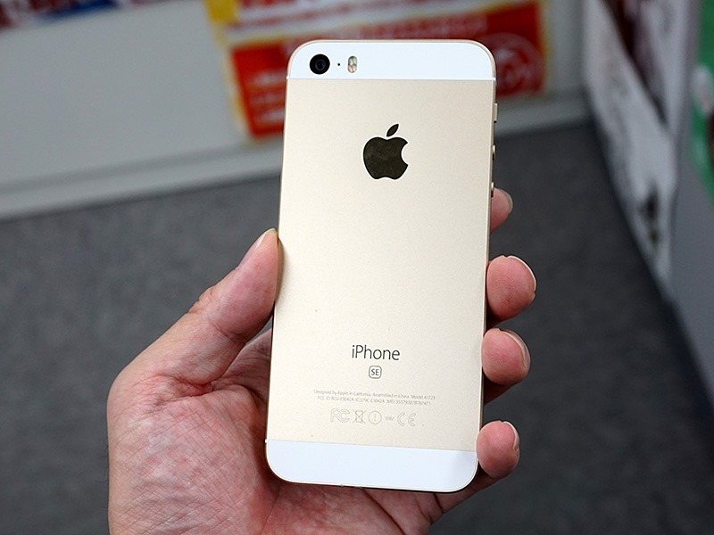 iPhone SEがバカ売れしたアキバのスマホ専門店、小型デバイスも人気 - AKIBA PC Hotline!