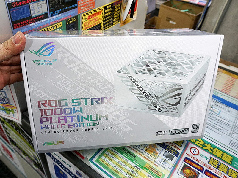 GPU-FIRST電圧センサーやGaN MOSFET搭載の白い1,000W電源がASUSから - AKIBA PC Hotline!